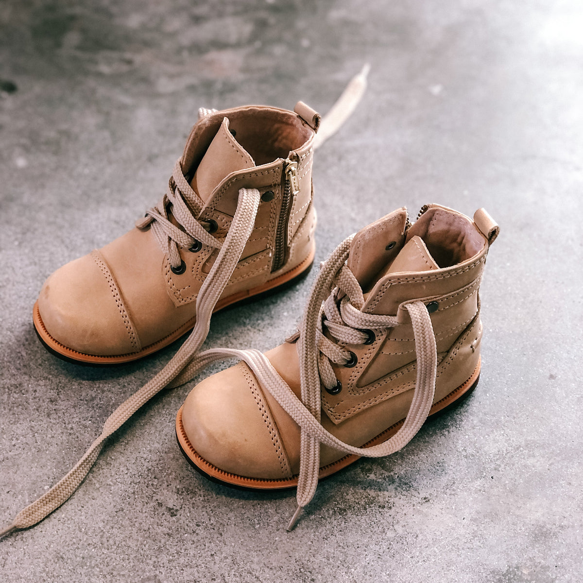 Leon Boots - Cream – Velvet & Honey